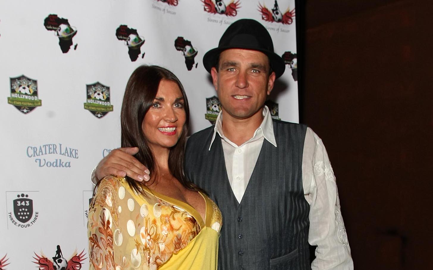 Vinnie Jones' late wife gives family final Christmas gift ...