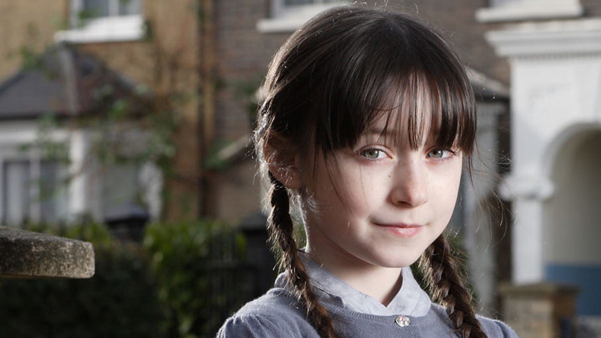 EastEnders' former Dotty Cotton actress Molly Conlin robbed at knifepoint