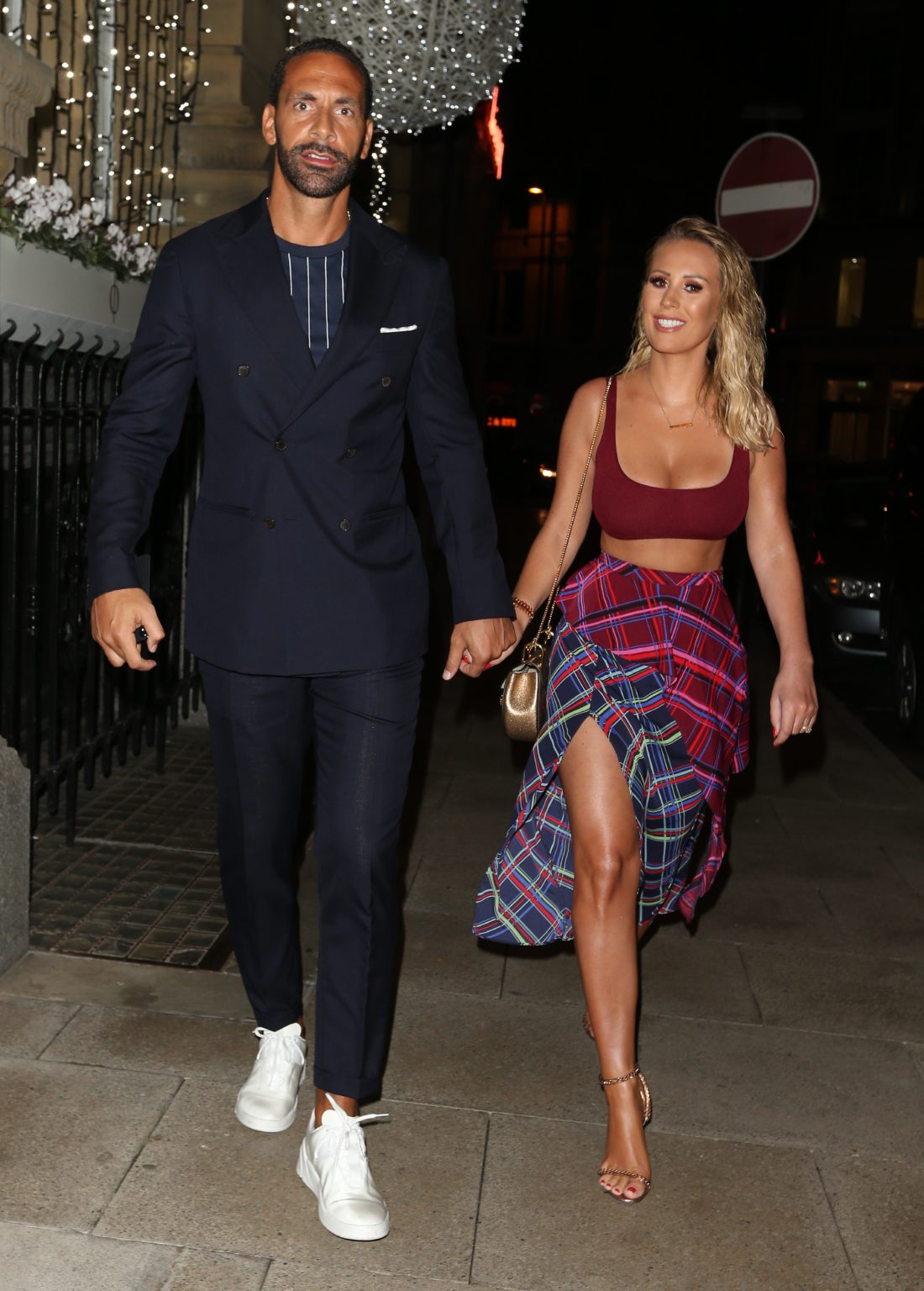 Kate Ferdinand shows off baby bump in bikini photo | Entertainment Daily