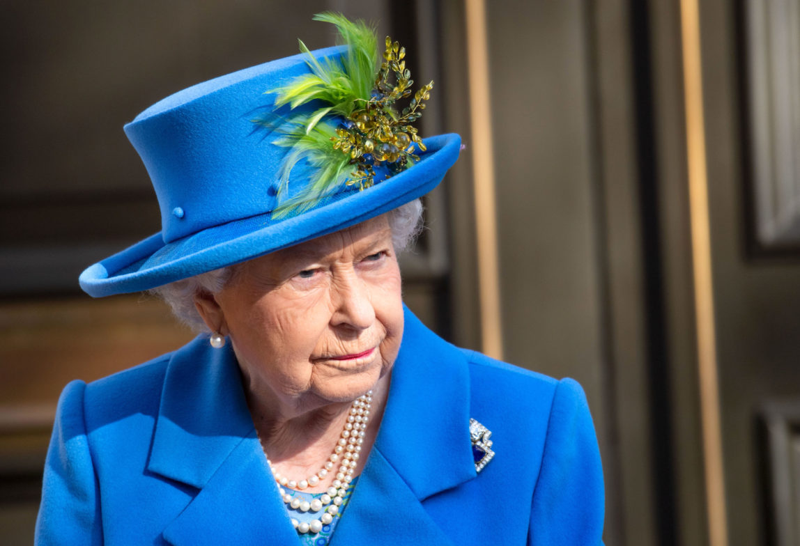 The Queen: Friend reveals moment Her Majesty found out dad had died