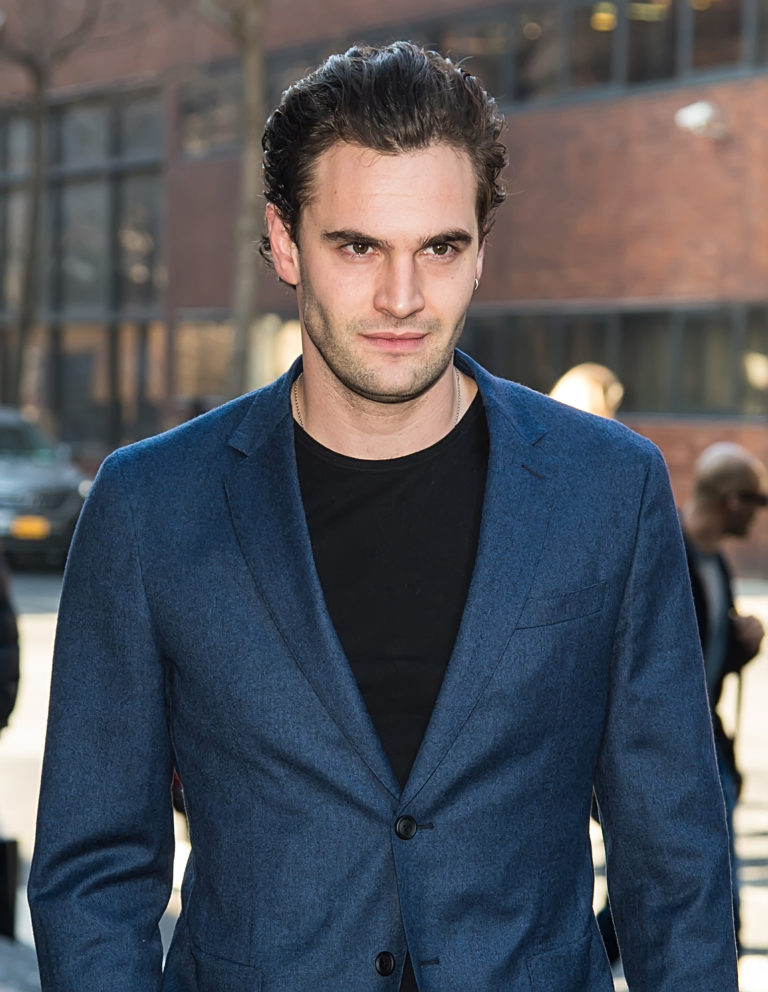Tom Bateman stars as David in Netflix's Behind Her Eyes series