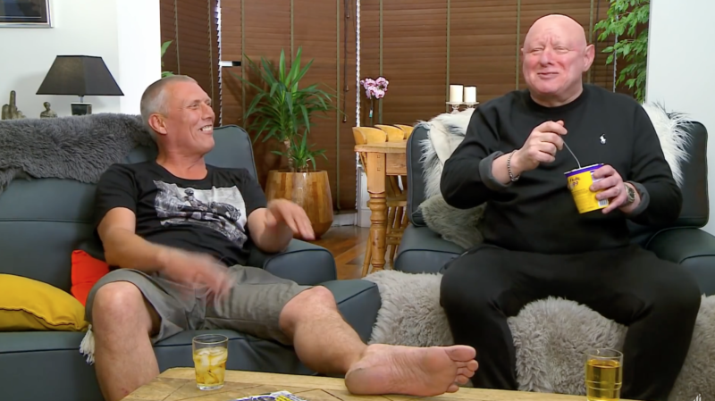 Celebrity Gogglebox star Shaun Ryder shares rare picture with daughters