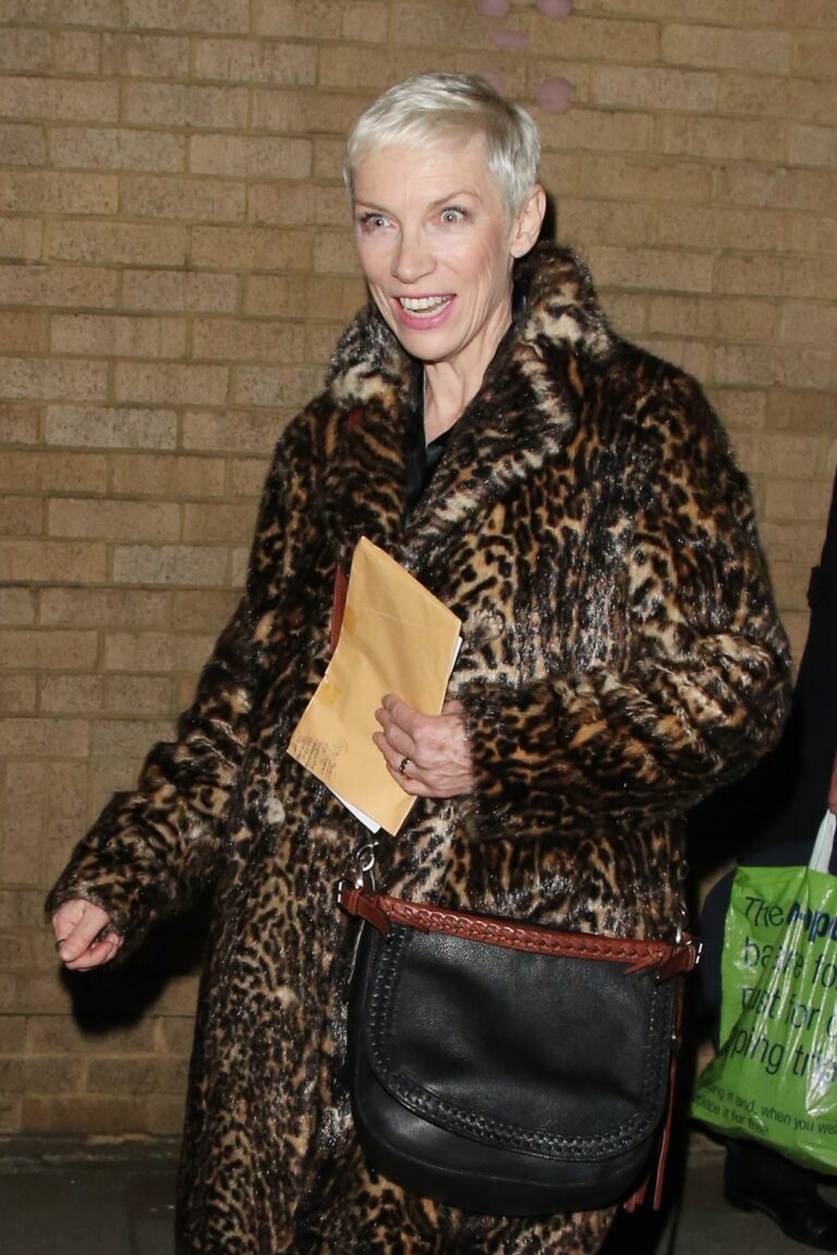 Amy Lennox: From stage to Chloe Godard in Holby City