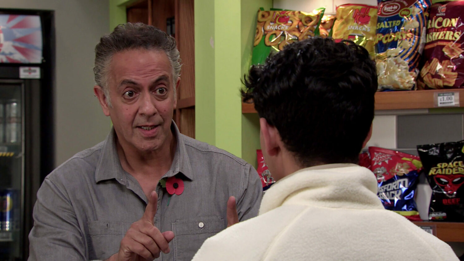 Coronation Street: Dev slammed by viewers as he goes to call the police ...