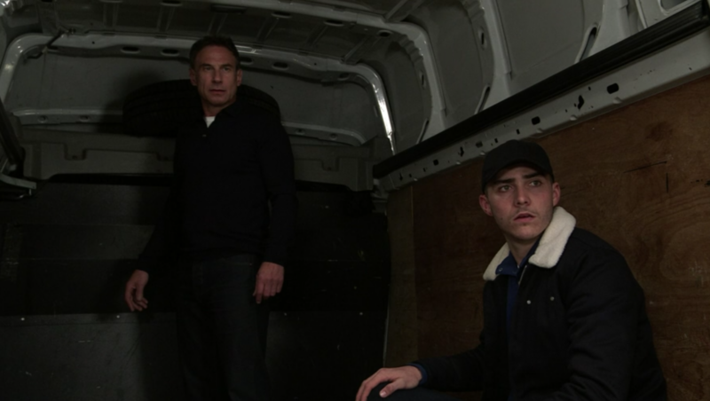 Corrie fans furious as Gary becomes the hero by catching murderer Corey