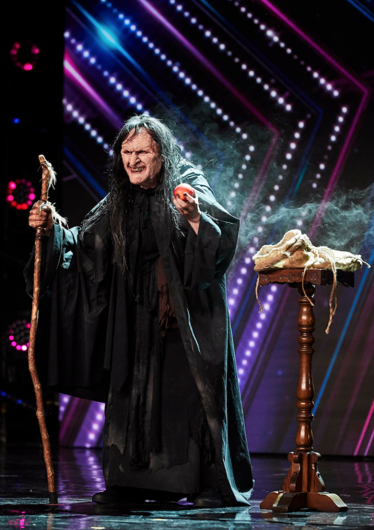 BGT 2022: Stephen Mulhern drops huge clue he IS behind The Witch