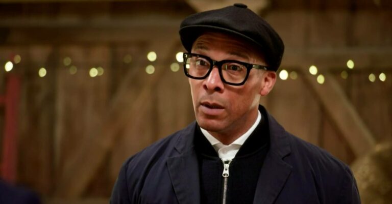 Pete Sandiford moves Gogglebox viewers with tears at emotional scenes