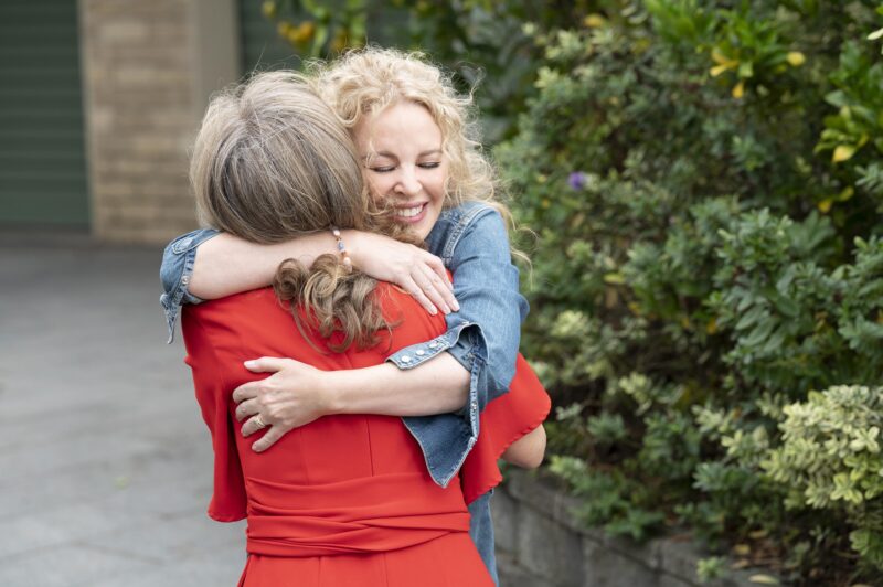 Neighbours: Pictures reveal what happens as Scott and Charlene return Neighbours: Pictures reveal what happens as Scott and Charlene return