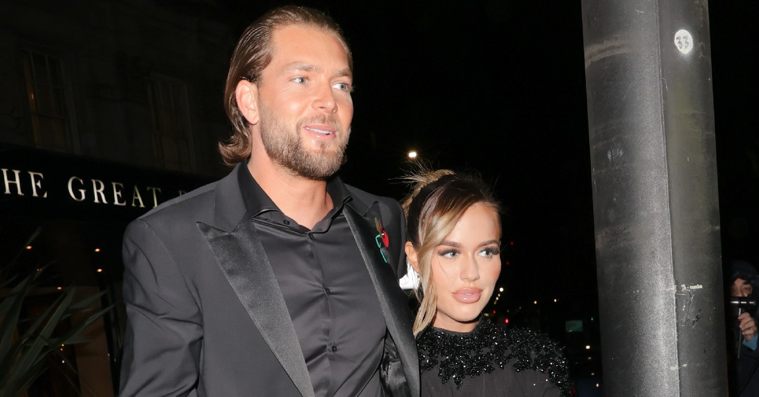 Lottie Tomlinson announces birth of baby in Instagram pic