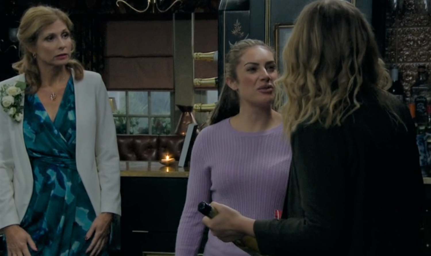 Emmerdale: Vinny and Liv plot hole leave fans baffled