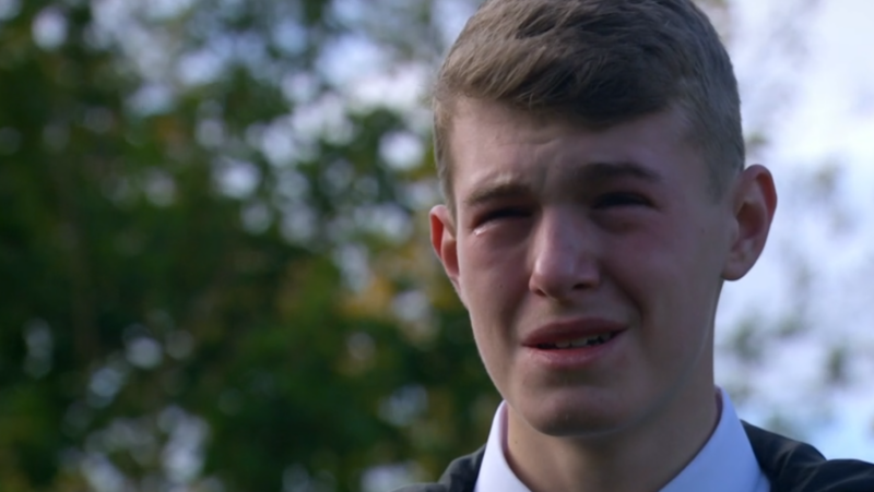 Emmerdale fans praise Alfie Clarke for Arthur's coming out scene