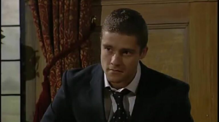 Emmerdale fans speculate on Scott Windsor's return as Cathy exits
