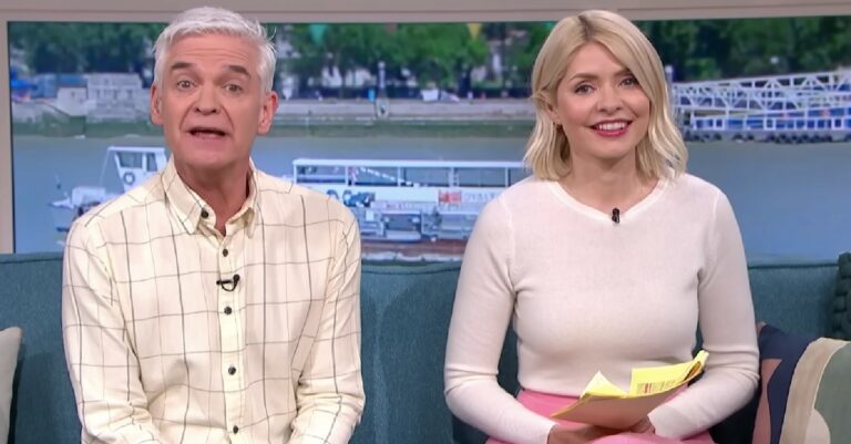 Holly 'revealing discomfort' on 'awkward' This Morning return