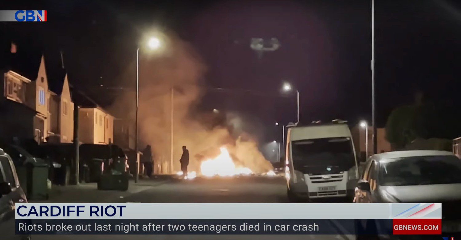 Cardiff riots sparked as two teenagers die in car crash