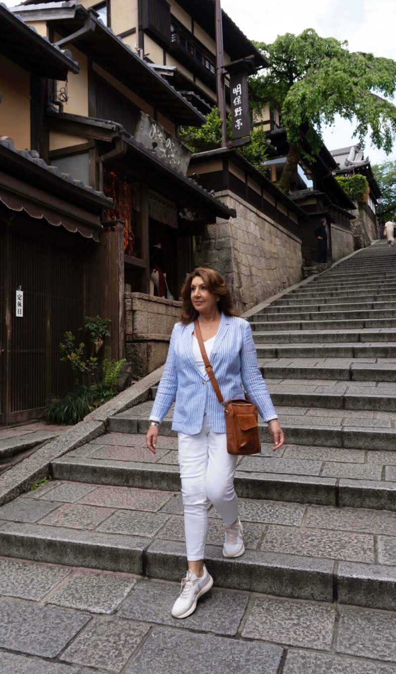 Jane McDonald strips NAKED for her new Channel 5 TV show