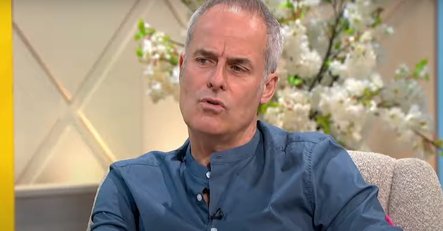 Phil Vickery breaks silence on his love life after 'kissing' ex Fern