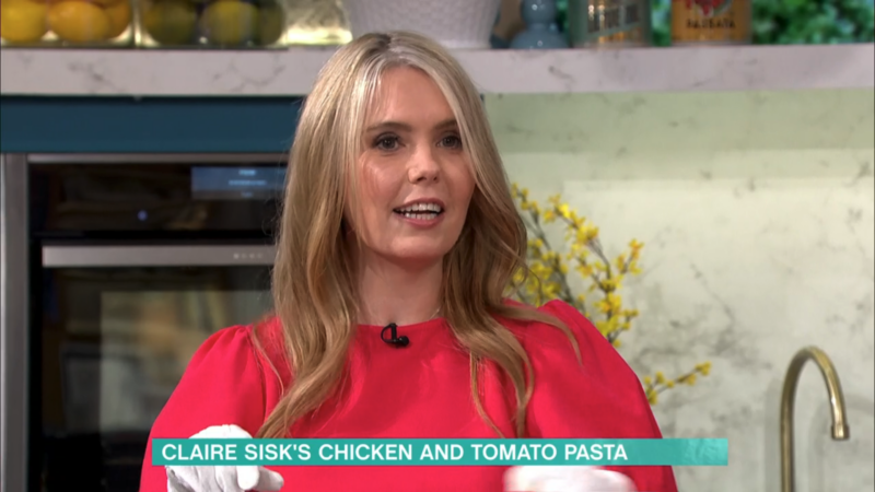 This Morning today: Blind cook Claire Sisk hailed as she makes debut