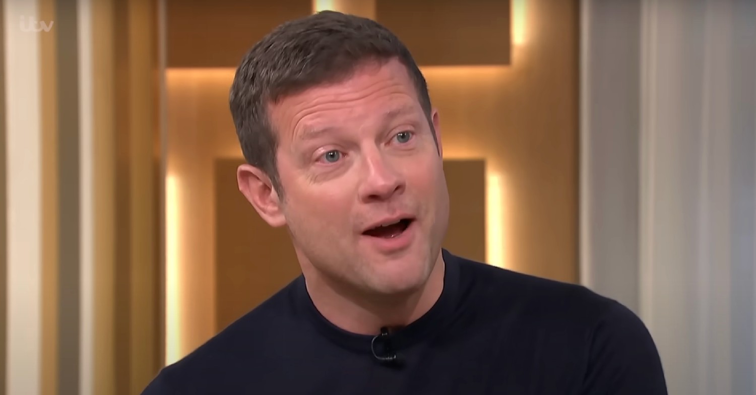 Soccer Aid star Dermot O'Leary on living 'normal life' with wife Dee
