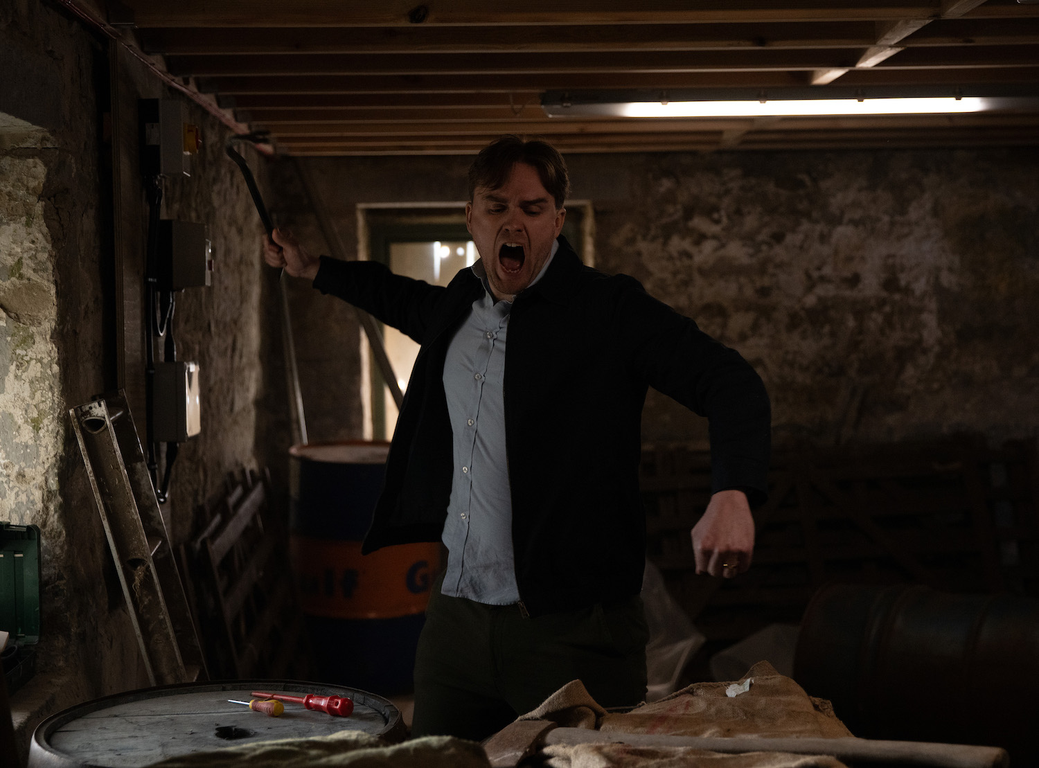 Emmerdale: James Chase praised by fans after violent Tom scenes