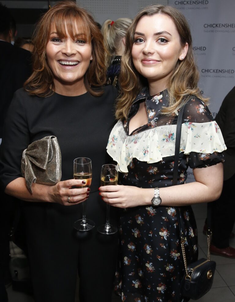 Lorraine Kelly 'happy' as her pregnant daughter Rosie announces engagement