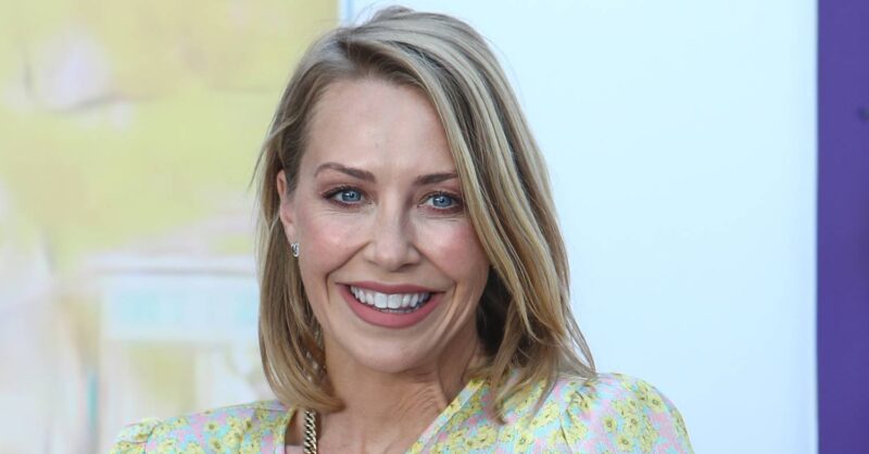 Laura Hamilton - Entertainment Daily