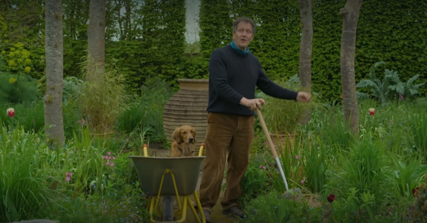 Monty Don flooded with support as he shares tribute to dog
