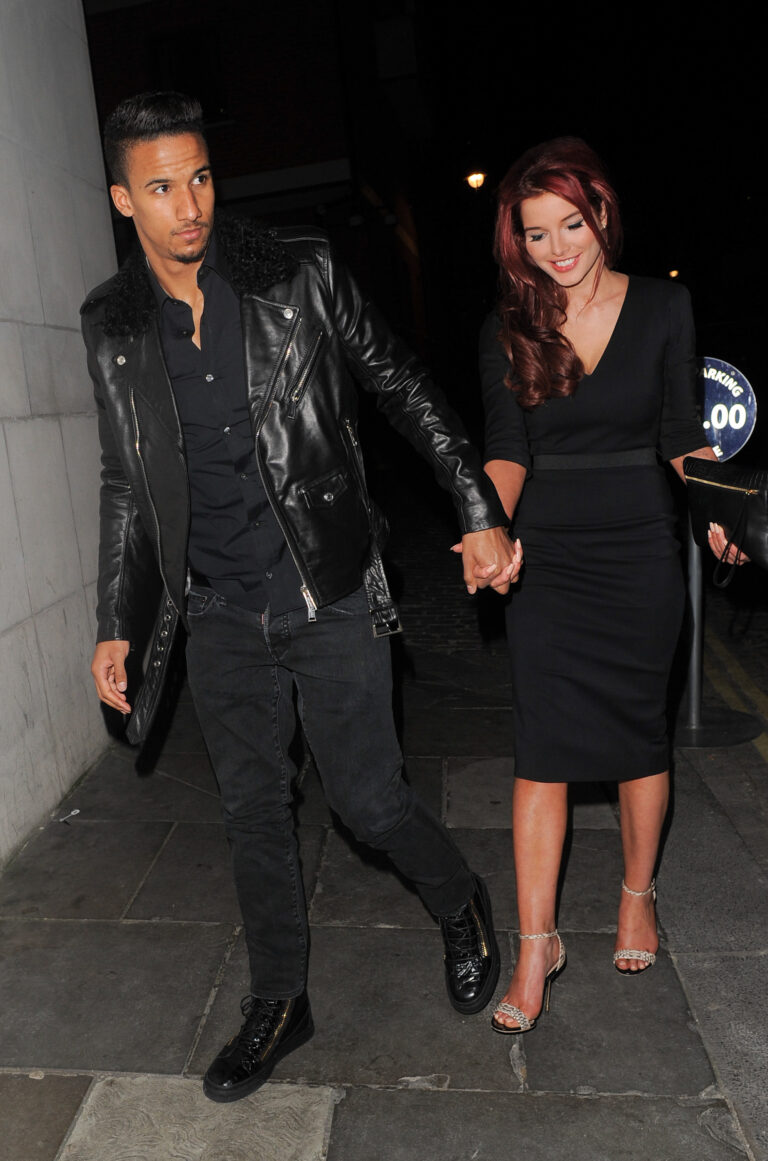 Helen Flanagan goes Instagram official with new boyfriend Robbie Talbot ...