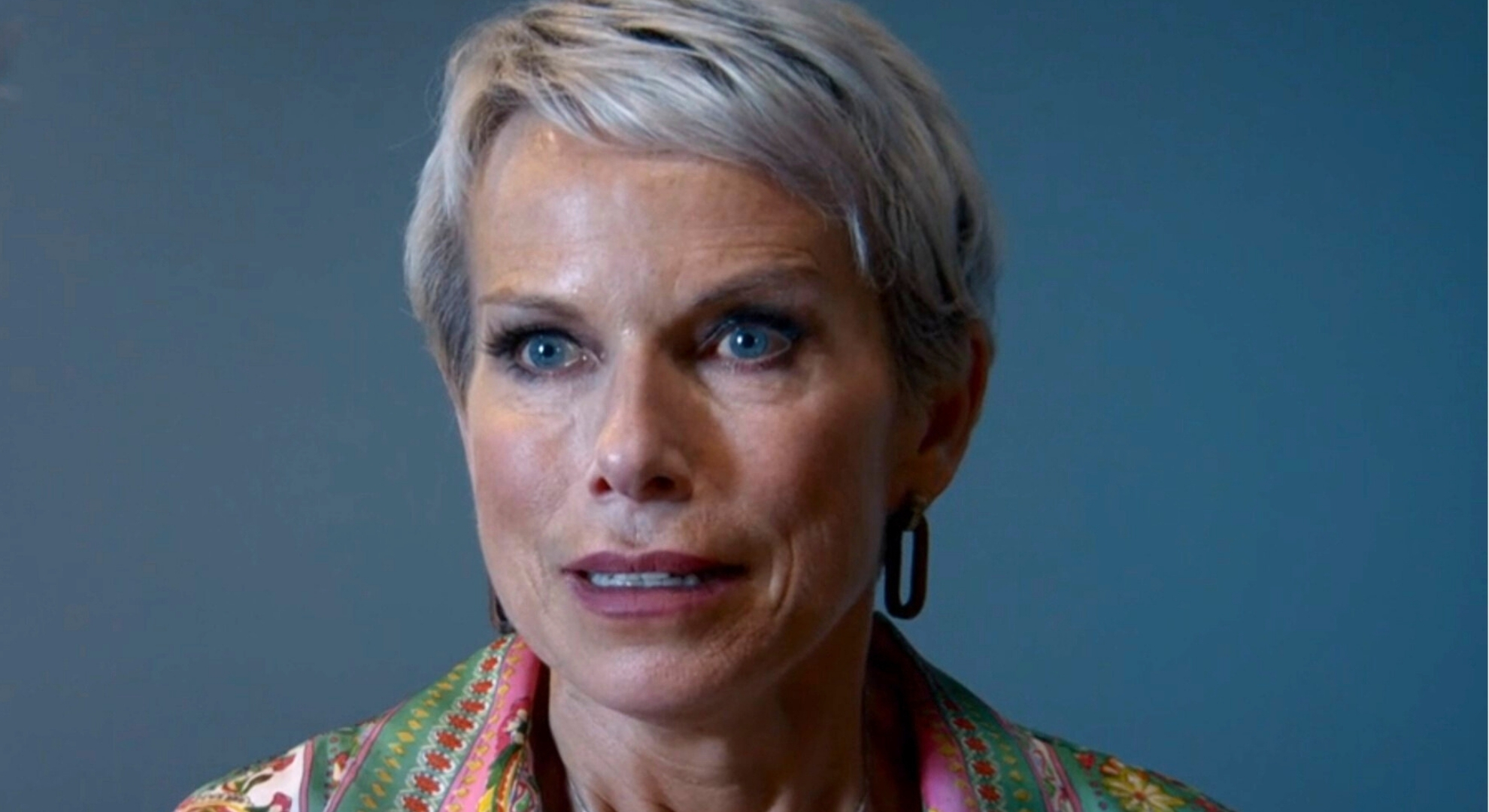 Coronation Street fans applaud Sue Devaney for emotional performance as ...