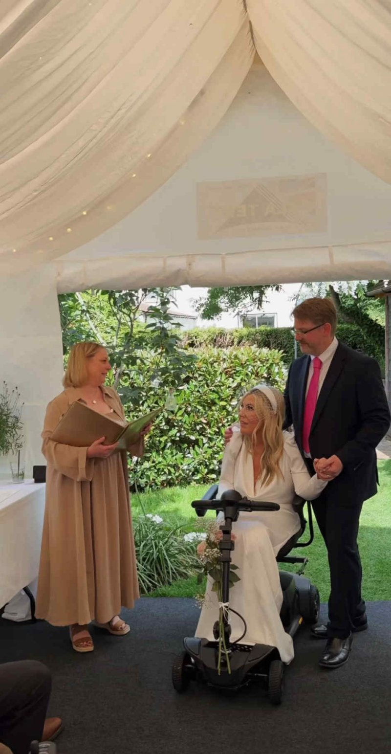 The One Show: Nikki Fox gets married to fiancé Dave in mum’s garden