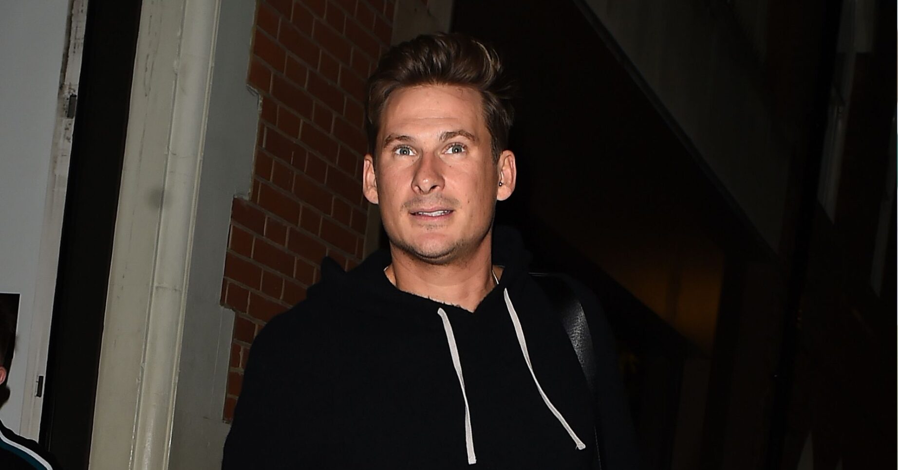Blue star Lee Ryan announces he's expecting sixth child with wife