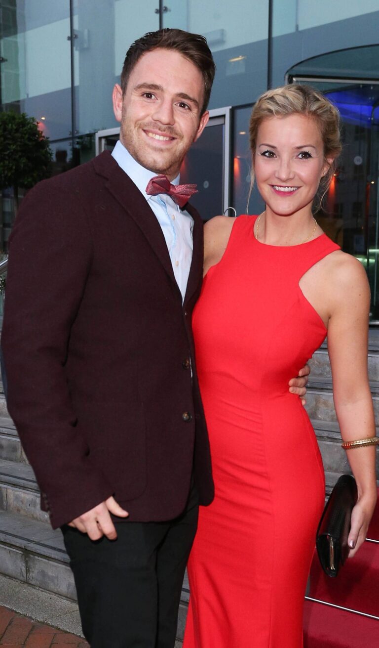 Helen Skelton 'sells family house' following split from ex-husband ...