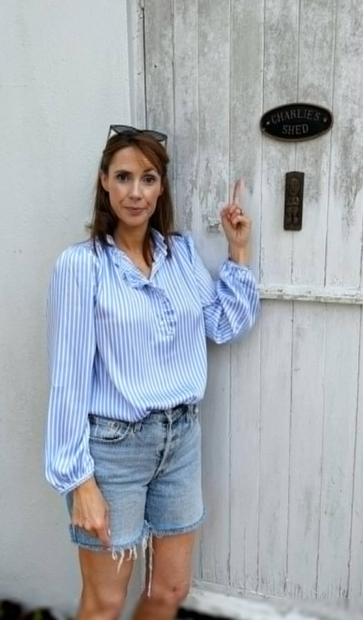 Inside Alex Jones' stunning new house – huge garden; home bar; 1970s ...