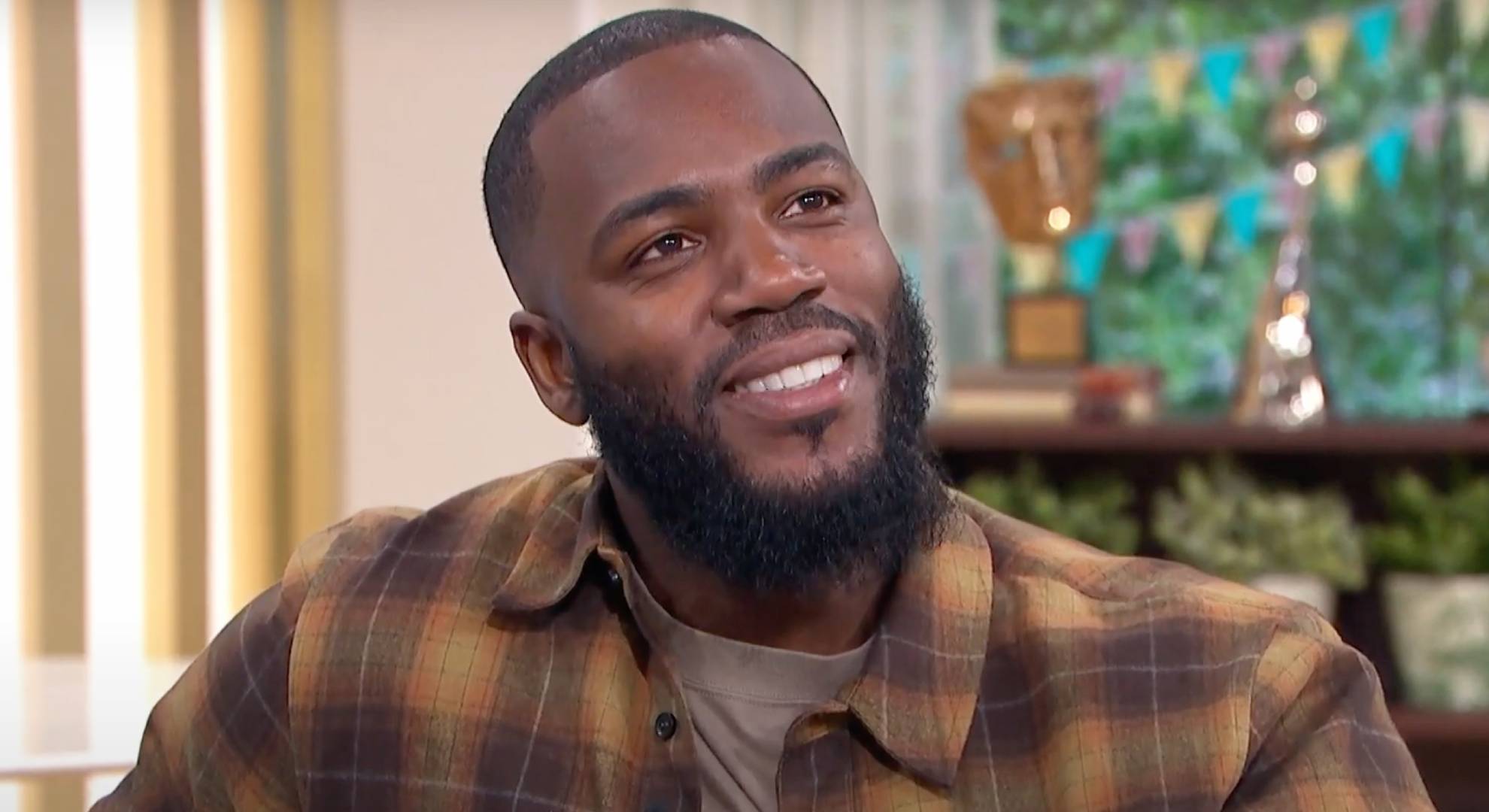 Mo Gilligan 'engaged' to pregnant girlfriend as pair 'excited to start a family'