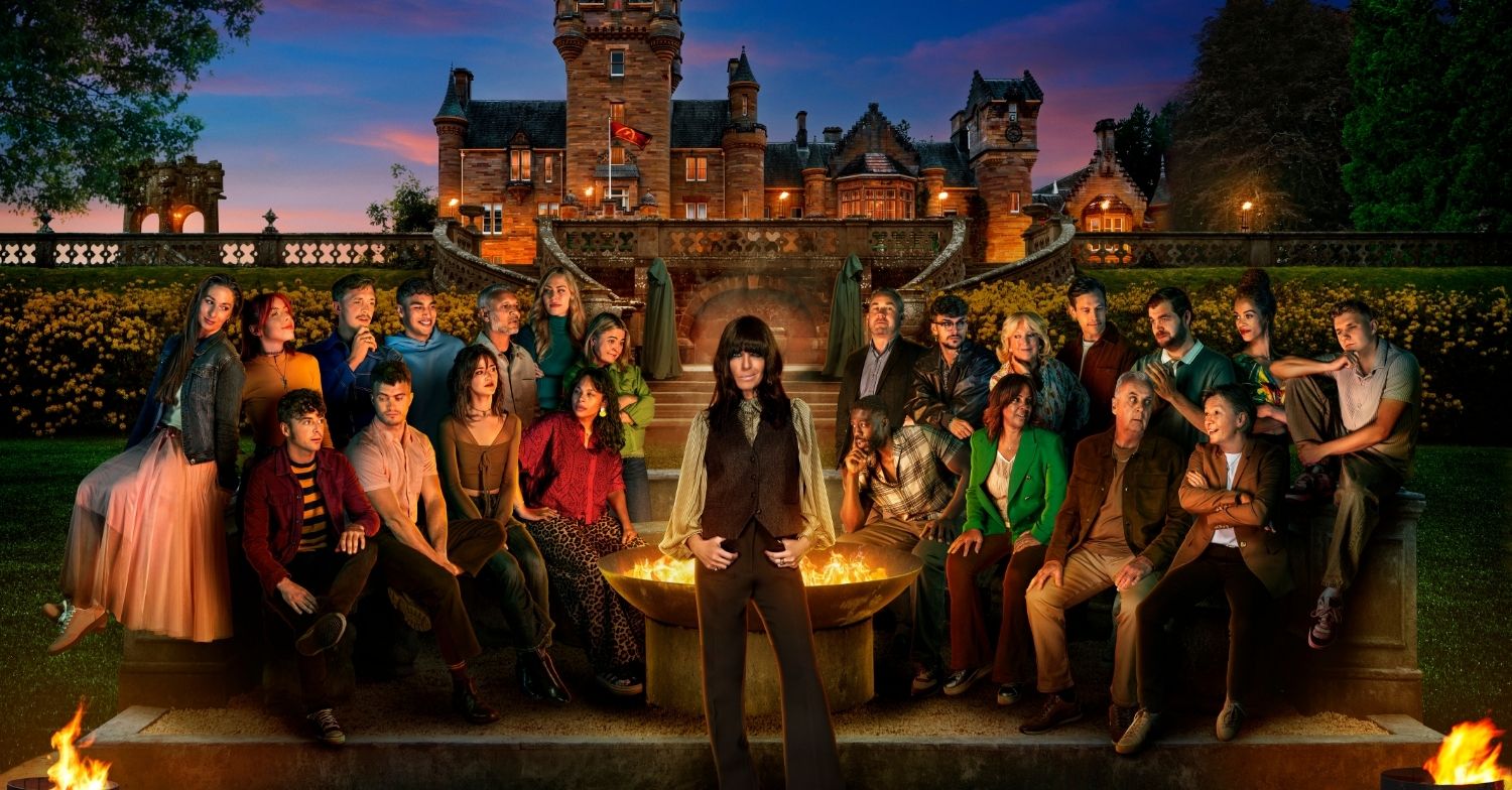 Traitors star Roxy reveals her baby bump following surprise pregnancy ...