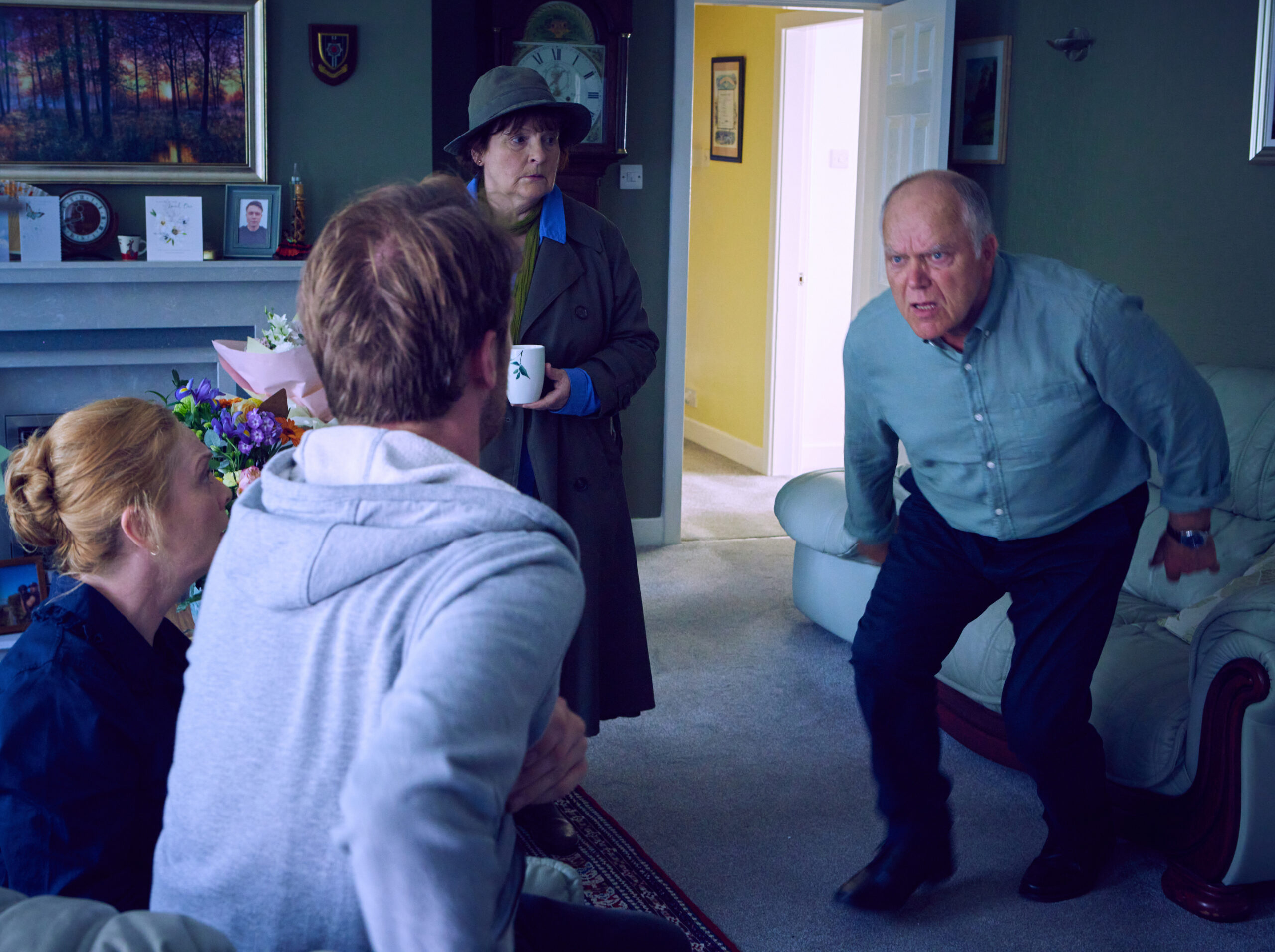 Vera Blue cast: Controversial Emmerdale villain stars as Gerry Farr
