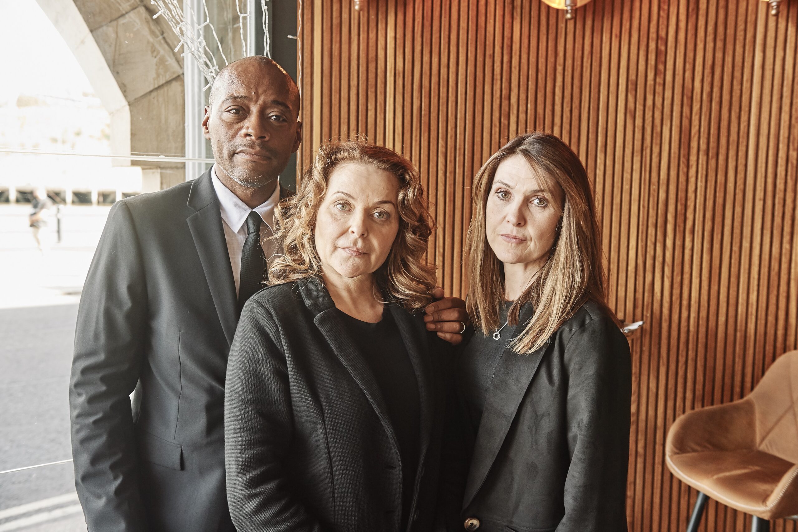 Vera star Julia Sawalha on bitter feud with sister Nadia