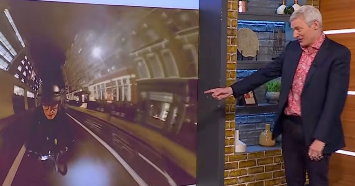 Jeremy Vine caught on camera in shock road rage incident as he cycles ...