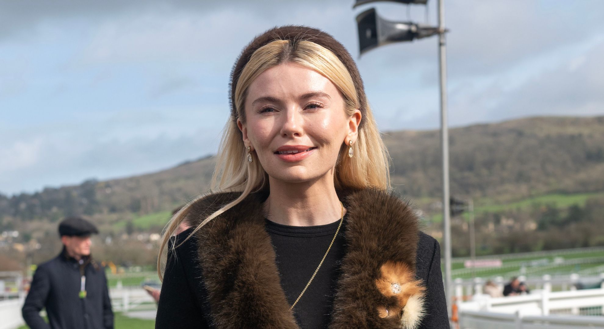 Georgia Toffolo debuts major hair transformation as she dyes her blonde ...